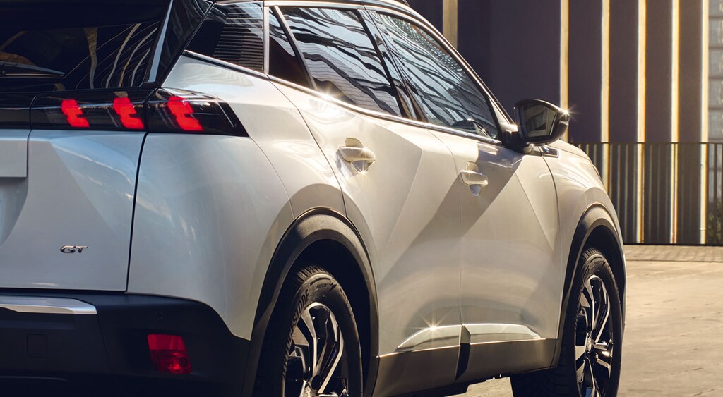PEUGEOT 2008 & e-2008 : The compact SUV | PEUGEOT UK